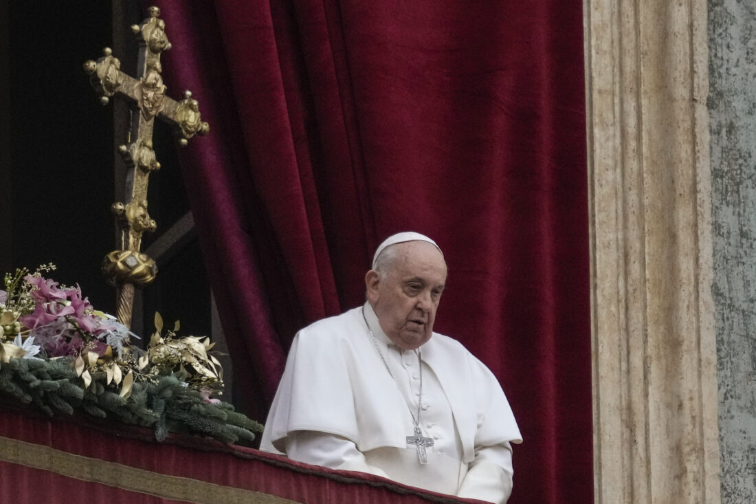 Pope Francis denounces weapons industry as he makes Christmas appeal ...